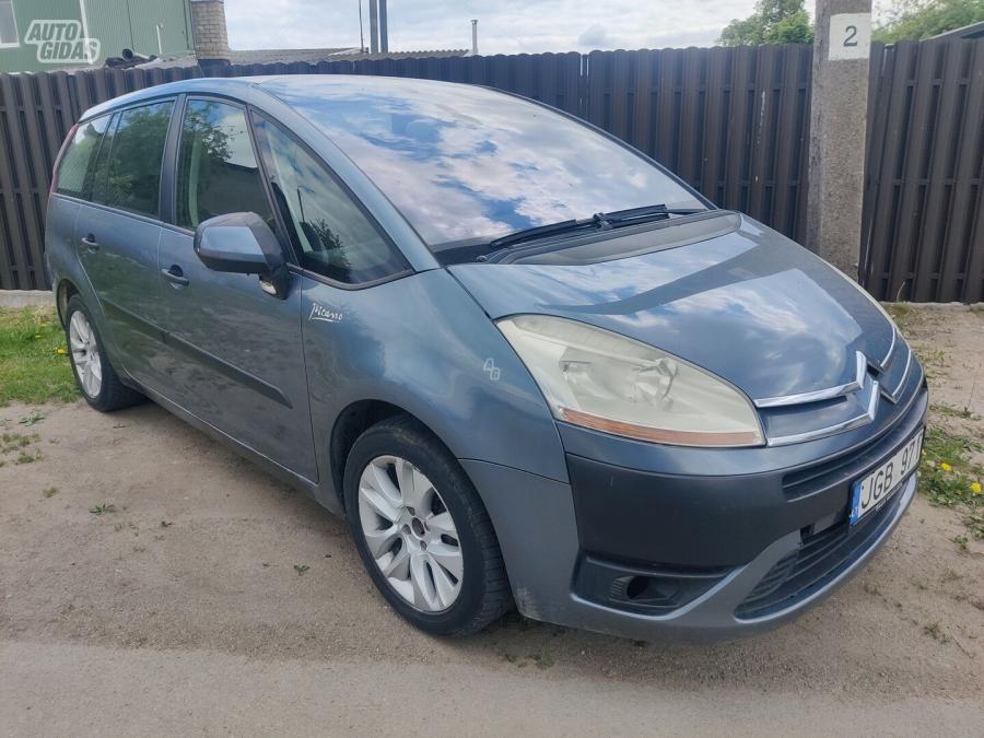 Citroen C4 Grand Picasso 2007 in Siauliai, with an engine capacity of 1.60 L and mileage of 390 thousand km for 900 €, photo 3 on AUTOMOTO.COM.LV