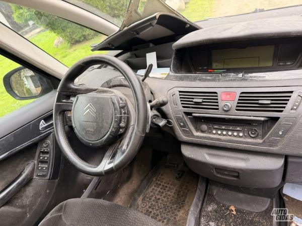 Citroen C4 Grand Picasso 2007 Tauragė, ar dzinēja tilpumu 2.00 L un nobraukumu 0 tūkst. km par 299 €, foto 8 vietnē AUTOMOTO.COM.LV