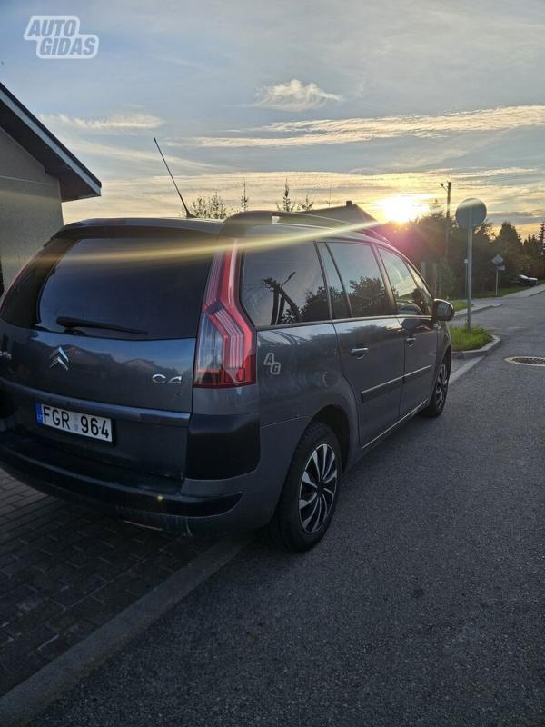 Ситроен C4 Grand Picasso 2007 в Клайпеда, объемом двигателя 1.60 л и пробегом 337 тыс. км за 1000 €, фото 3 на AUTOMOTO.COM.LV