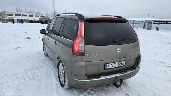 Citroen C4 Grand Picasso 2008 in Panevezys, with an engine capacity of 2.00 L and mileage of 347 thousand km for 1700 €, photo 7 on AUTOMOTO.COM.LV