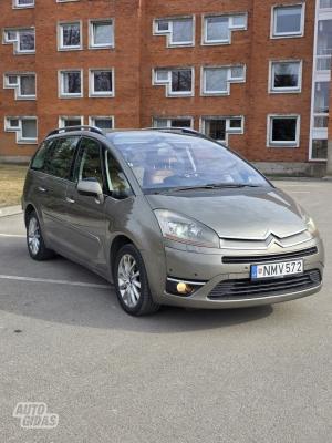 Citroen C4 Grand Picasso 2008 in Klaipeda, with an engine capacity of 2.00 L and mileage of 286 thousand km for 3000 €, photo 3 on AUTOMOTO.COM.LV