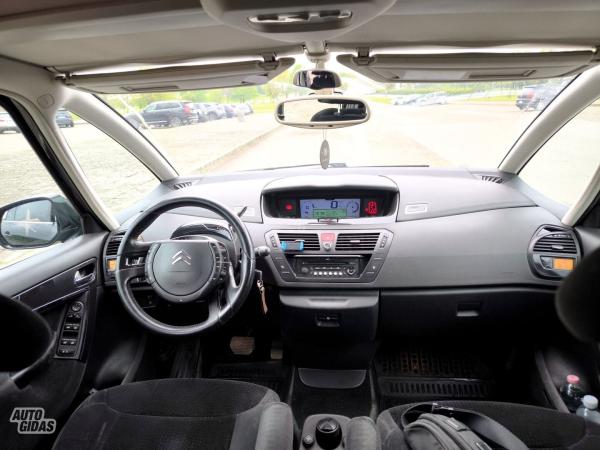 Citroen C4 Grand Picasso 2008 Kauņa, ar dzinēja tilpumu 2.00 L un nobraukumu 295 tūkst. km par 1850 €, foto 3 vietnē AUTOMOTO.COM.LV