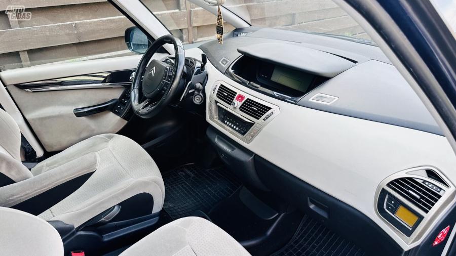Citroen C4 Grand Picasso 2008 Kauņa, ar dzinēja tilpumu 2.00 L un nobraukumu 270 tūkst. km par 1200 €, foto 9 vietnē AUTOMOTO.COM.LV