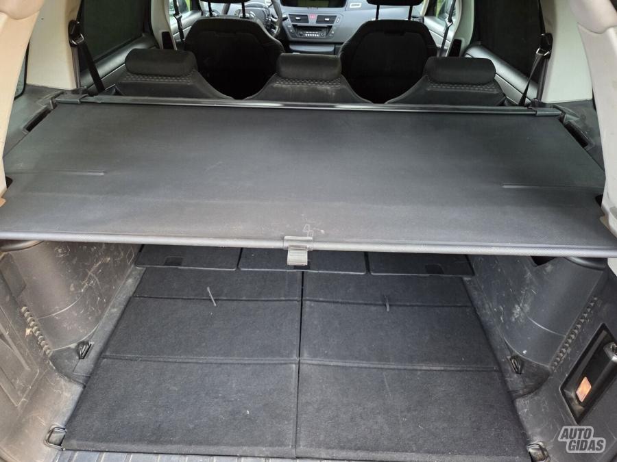 Ситроен C4 Grand Picasso 2010 в Радвилишкис, объемом двигателя 2.00 л и пробегом 230 тыс. км за 1850 €, фото 15 на AUTOMOTO.COM.LV