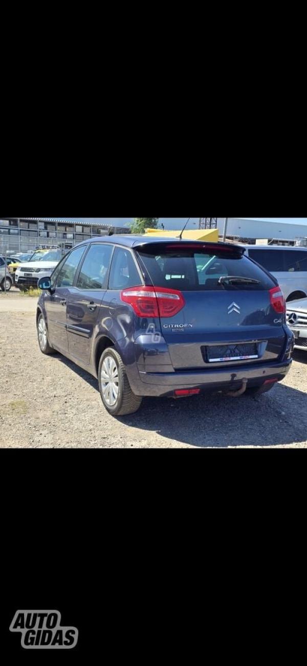 Citroen C4 Grand Picasso 2010 Kauņa vietnē Citroen C4 Grand Picasso 2010 Kauņa, ar dzinēja tilpumu 1.60 L un nobraukumu 200 tūkst. km par 999 €, foto 5 vietnē AUTOMOTO.COM.LV