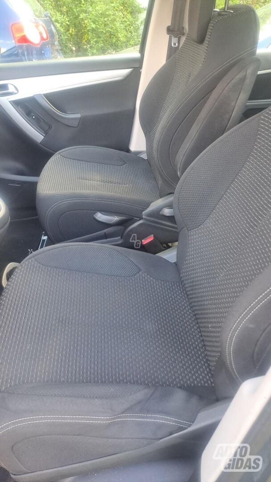 Citroen C4 Grand Picasso 2011 in Vilnius, with an engine capacity of 1.60 L and mileage of 253 thousand km for 2750 €, photo 9 on AUTOMOTO.COM.LV