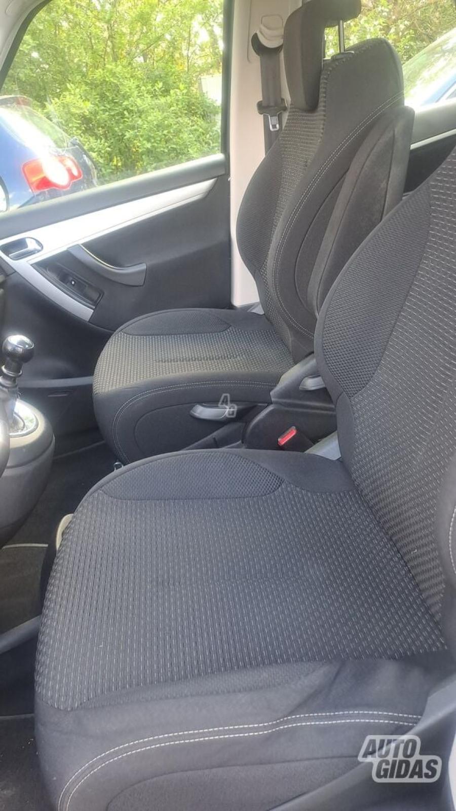 Citroen C4 Grand Picasso 2011 in Vilnius, with an engine capacity of 1.60 L and mileage of 253 thousand km for 2750 €, photo 18 on AUTOMOTO.COM.LV