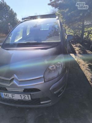 Ситроен C4 Grand Picasso 2011 в Каунас, объемом двигателя 2.00 л и пробегом 225 тыс. км за 2250 €, фото 4 на AUTOMOTO.COM.LV
