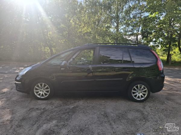 Citroen C4 Grand Picasso 2011 in Vilnius, with an engine capacity of 1.60 L and mileage of 356 thousand km for 1650 €, photo 4 on AUTOMOTO.COM.LV