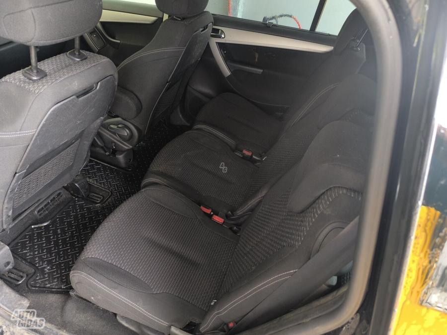 Citroen C4 Grand Picasso 2011 Kauņa, ar dzinēja tilpumu 1.60 L un nobraukumu 359 tūkst. km par 1890 €, foto 12 vietnē AUTOMOTO.COM.LV