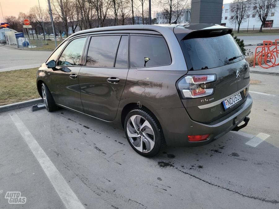 Citroen C4 Grand Picasso 2013 Kauņa, ar dzinēja tilpumu 2.00 L un nobraukumu 208 tūkst. km par 5000 €, foto 12 vietnē AUTOMOTO.COM.LV