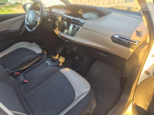 Citroen C4 Grand Picasso 2013 Viļņa vietnē Citroen C4 Grand Picasso 2013 Viļņa, ar dzinēja tilpumu 1.60 L un nobraukumu 277 tūkst. km par 3950 €, foto 7 vietnē AUTOMOTO.COM.LV