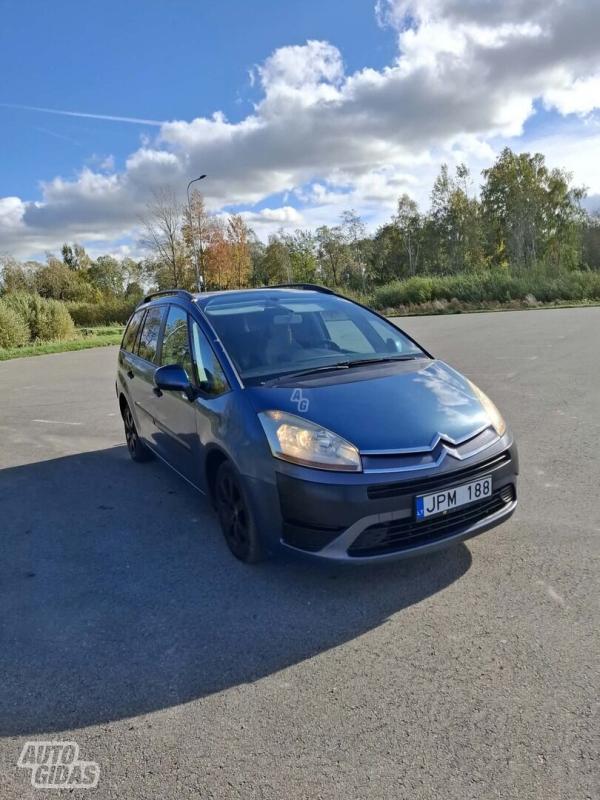 Ситроен C4 Grand Picasso 2009 в Шяуляй на AUTOMOTO.COM.LV Ситроен C4 Grand Picasso 2009 в Шяуляй, объемом двигателя 1.60 л и пробегом 402 тыс. км за 1100 €, фото 3 на AUTOMOTO.COM.LV