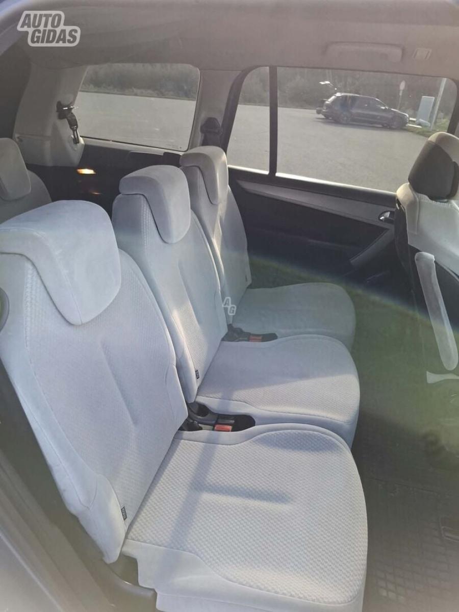 Ситроен C4 Grand Picasso 2009 в Шяуляй, объемом двигателя 1.60 л и пробегом 402 тыс. км за 1100 €, фото 10 на AUTOMOTO.COM.LV