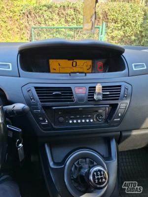 Ситроен C4 Grand Picasso 2009 в Шяуляй, объемом двигателя 1.60 л и пробегом 402 тыс. км за 1100 €, фото 11 на AUTOMOTO.COM.LV