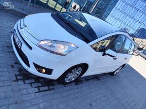 Balts Citroen C4 Grand Picasso 2010 Viļņa, ar dzinēja tilpumu 1.60 L un nobraukumu 222 tūkst. km par 1650 €, foto  vietnē AUTOMOTO.COM.LV