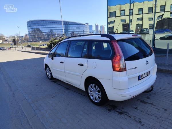White Citroen C4 Grand Picasso 2010 in Vilnius, with an engine capacity of 1.60 L and mileage of 222 thousand km for 1650 €, photo 3 on AUTOMOTO.COM.LV