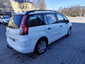 Белый Ситроен C4 Grand Picasso 2010 в Вильнюс, объемом двигателя 1.60 л и пробегом 222 тыс. км за 1650 €, фото 4 на AUTOMOTO.COM.LV
