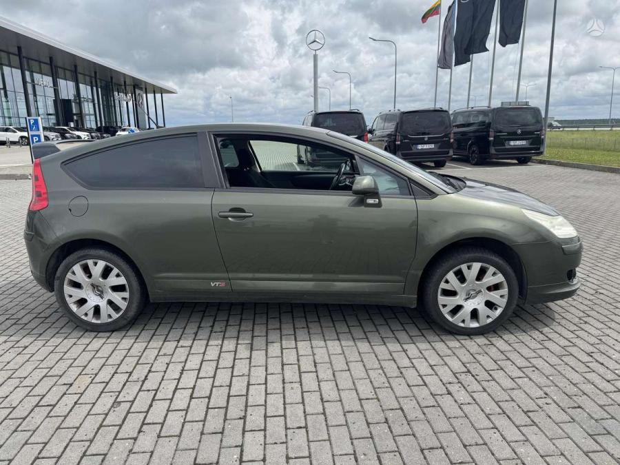Green Citroen C4 2005 in Klaipeda, with an engine capacity of 1.56 L and mileage of 268 thousand km for 1550 €, photo 5 on AUTOMOTO.COM.LV