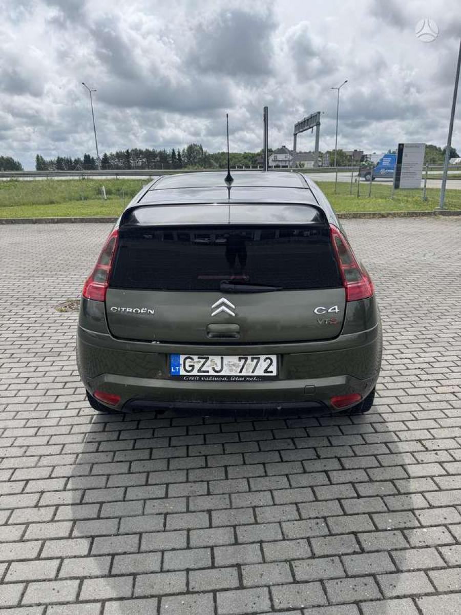 Green Citroen C4 2005 in Klaipeda, with an engine capacity of 1.56 L and mileage of 268 thousand km for 1550 €, photo 7 on AUTOMOTO.COM.LV