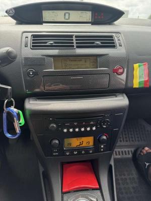 Green Citroen C4 2005 in Klaipeda, with an engine capacity of 1.56 L and mileage of 268 thousand km for 1550 €, photo 15 on AUTOMOTO.COM.LV