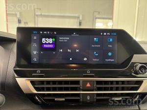 Zaļš Citroen C4 2025 Rīga, ar dzinēja tilpumu 1.40 L un nobraukumu 23 tūkst. km par 26990 €, foto 9 vietnē AUTOMOTO.COM.LV