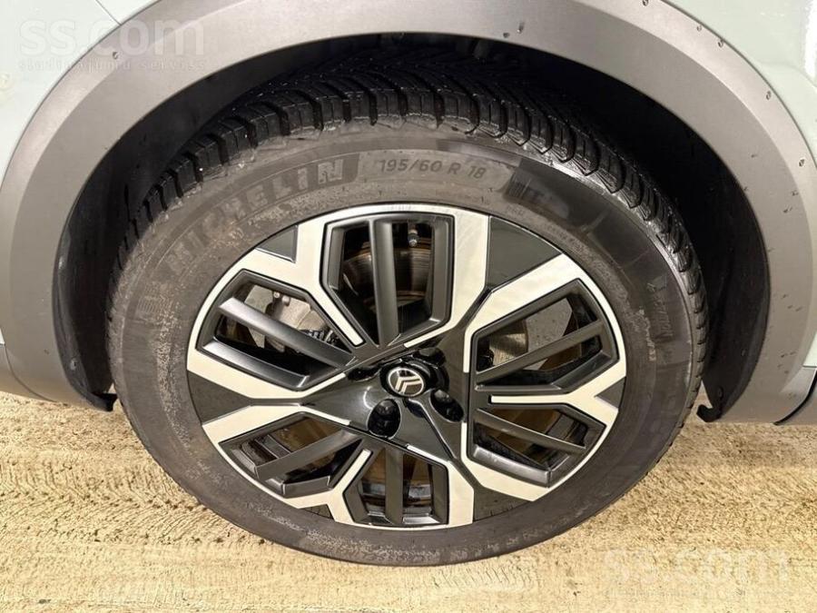 Zaļš Citroen C4 2025 Rīga, ar dzinēja tilpumu 1.40 L un nobraukumu 23 tūkst. km par 26990 €, foto 11 vietnē AUTOMOTO.COM.LV
