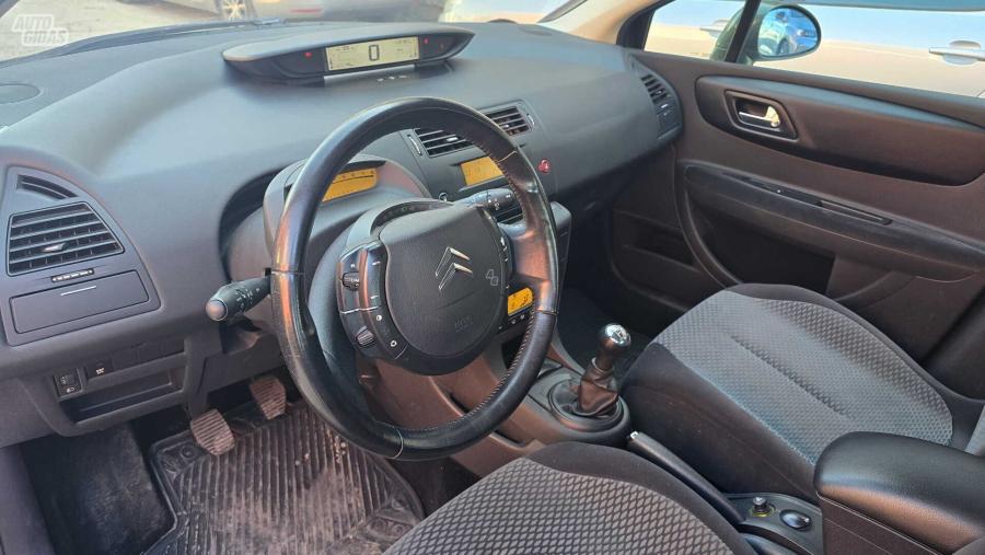Zaļš Citroen C4 2005 Kauņa, ar dzinēja tilpumu 2.00 L un nobraukumu 242 tūkst. km par 1200 €, foto 13 vietnē AUTOMOTO.COM.LV