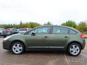 Zaļš Citroen C4 2006 Daugavpils, ar dzinēja tilpumu 1.60 L un nobraukumu 0 tūkst. km par 2100 €, foto 5 vietnē AUTOMOTO.COM.LV