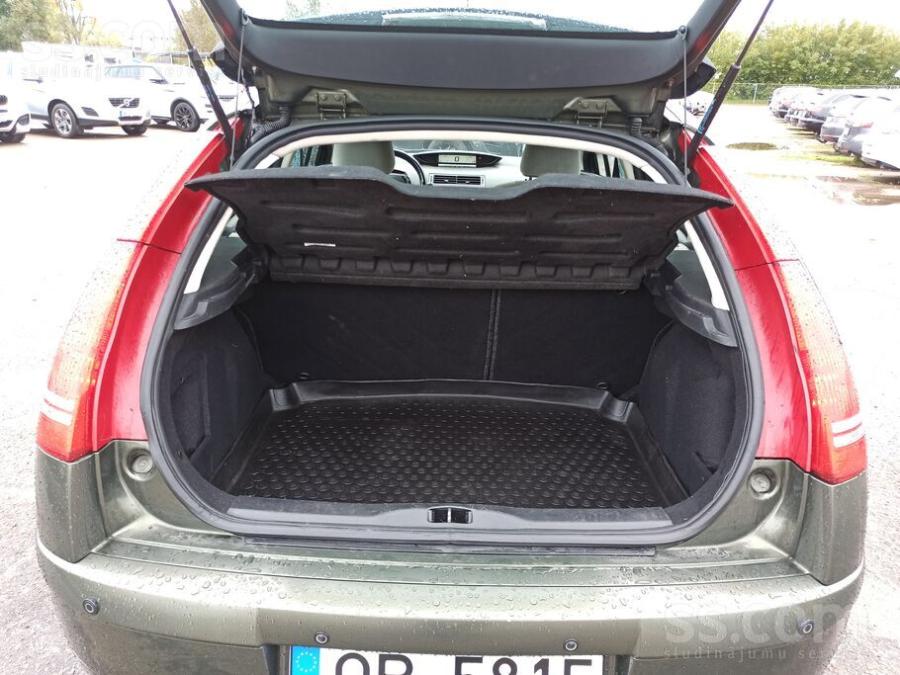 Zaļš Citroen C4 2006 Daugavpils, ar dzinēja tilpumu 1.60 L un nobraukumu 0 tūkst. km par 2100 €, foto 11 vietnē AUTOMOTO.COM.LV