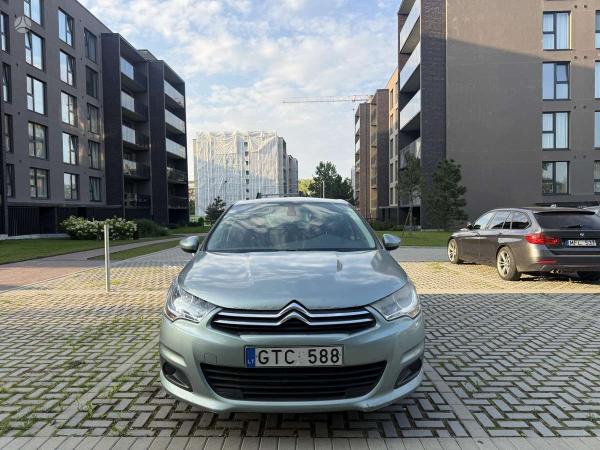 Green Citroen C4 2010 in Kaunas, with an engine capacity of 1.56 L and mileage of 185 thousand km for 1999 €, photo 3 on AUTOMOTO.COM.LV