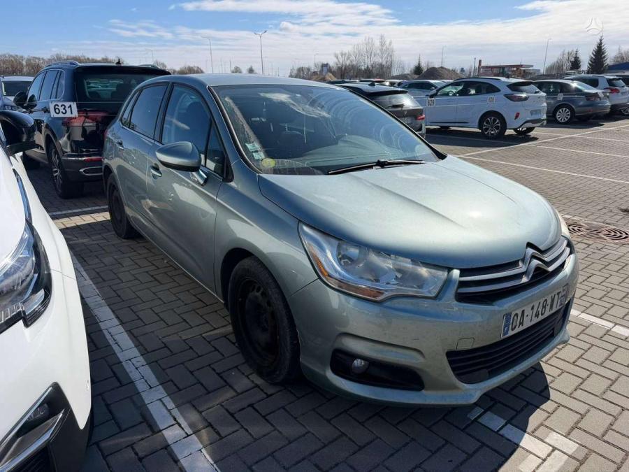 Zaļš Citroen C4 2012 Tauragė, ar dzinēja tilpumu 1.56 L un nobraukumu 199 tūkst. km par 2400 €, foto 3 vietnē AUTOMOTO.COM.LV