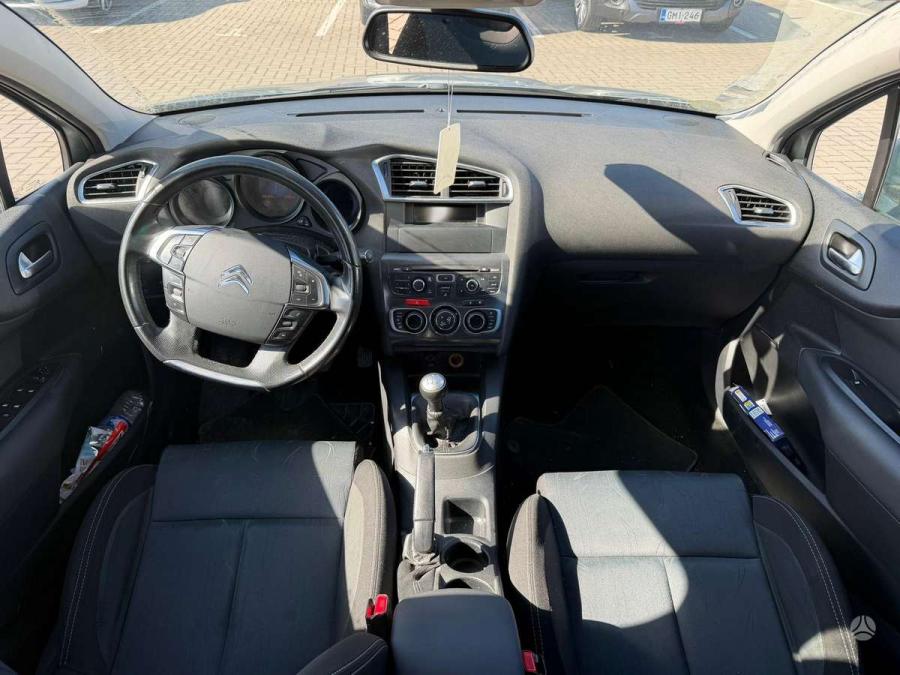Zaļš Citroen C4 2012 Tauragė, ar dzinēja tilpumu 1.56 L un nobraukumu 199 tūkst. km par 2400 €, foto 8 vietnē AUTOMOTO.COM.LV