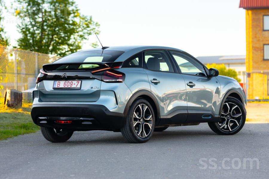 Zaļš Citroen C4 2020 Jelgava, ar dzinēja tilpumu 1.60 L un nobraukumu 108 tūkst. km par 15990 €, foto 5 vietnē AUTOMOTO.COM.LV