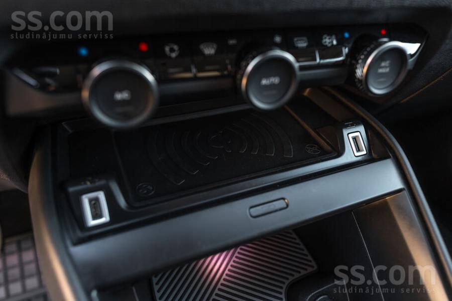 Zaļš Citroen C4 2020 Jelgava, ar dzinēja tilpumu 1.60 L un nobraukumu 108 tūkst. km par 15990 €, foto 22 vietnē AUTOMOTO.COM.LV
