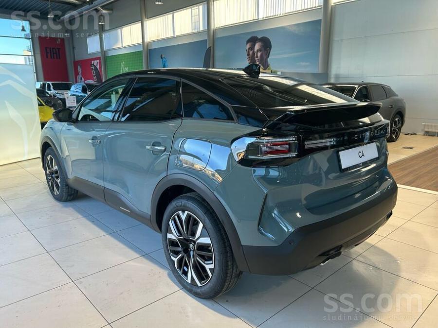 Zaļš Citroen C4 2026 Rīga, ar dzinēja tilpumu 1.20 L un nobraukumu 10 tūkst. km par 25400 €, foto 8 vietnē AUTOMOTO.COM.LV
