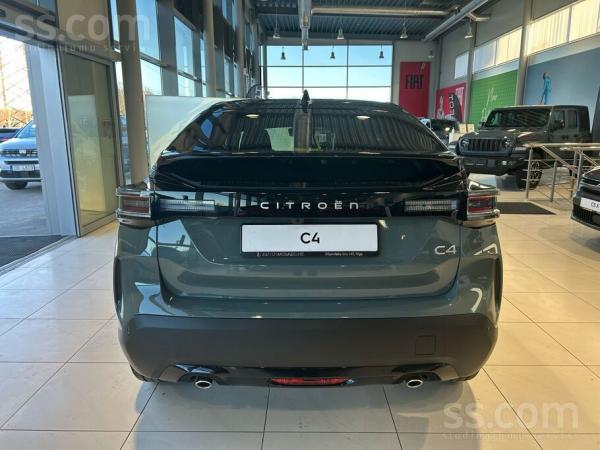 Zaļš Citroen C4 2026 Rīga, ar dzinēja tilpumu 1.20 L un nobraukumu 10 tūkst. km par 25400 €, foto 5 vietnē AUTOMOTO.COM.LV