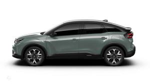 Green Citroen C4 2026 in Kaunas, with an engine capacity of 1.20 L and mileage of 0 thousand km for 24990 €, photo 3 on AUTOMOTO.COM.LV