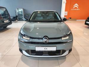 Green Citroen C4 2026 in Kaunas, with an engine capacity of 1.20 L and mileage of 0 thousand km for 24990 €, photo 3 on AUTOMOTO.COM.LV