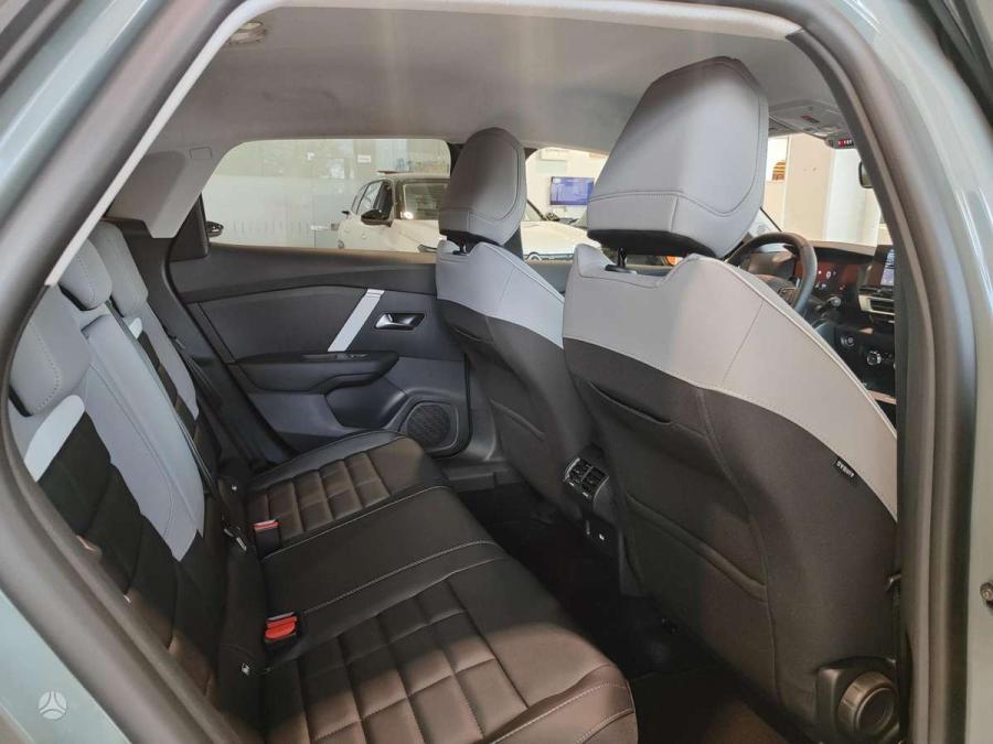 Green Citroen C4 2026 in Kaunas, with an engine capacity of 1.20 L and mileage of 0 thousand km for 24990 €, photo 18 on AUTOMOTO.COM.LV