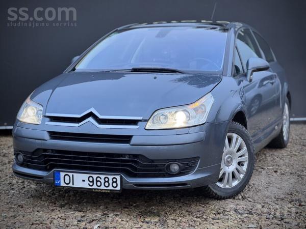 Grey Citroen C4 2005 in Riga, with an engine capacity of 2.00 L and mileage of 111 thousand km for 2990 €, photo 2 on AUTOMOTO.COM.LV