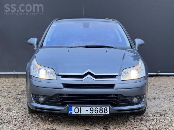 Grey Citroen C4 2005 in Riga, with an engine capacity of 2.00 L and mileage of 111 thousand km for 2990 €, photo 10 on AUTOMOTO.COM.LV