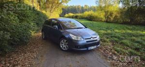 Grey Citroen C4 2005 in Jelgava, with an engine capacity of 1.60 L and mileage of 317 thousand km for 2200 €, photo  on AUTOMOTO.COM.LV