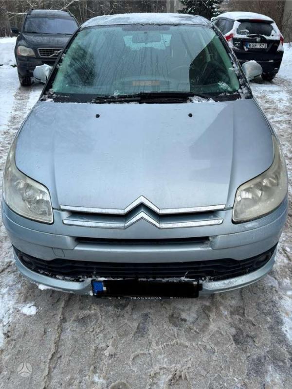 Grey Citroen C4 2006 in Vilnius, with an engine capacity of 1.59 L and mileage of 236 thousand km for 900 €, photo 1 on AUTOMOTO.COM.LV