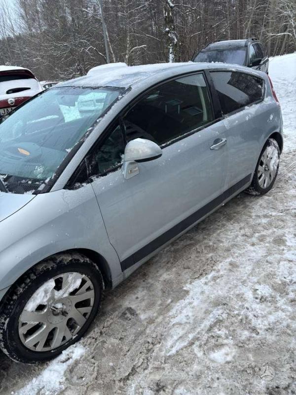 Grey Citroen C4 2006 in Vilnius, with an engine capacity of 1.59 L and mileage of 236 thousand km for 900 €, photo 2 on AUTOMOTO.COM.LV