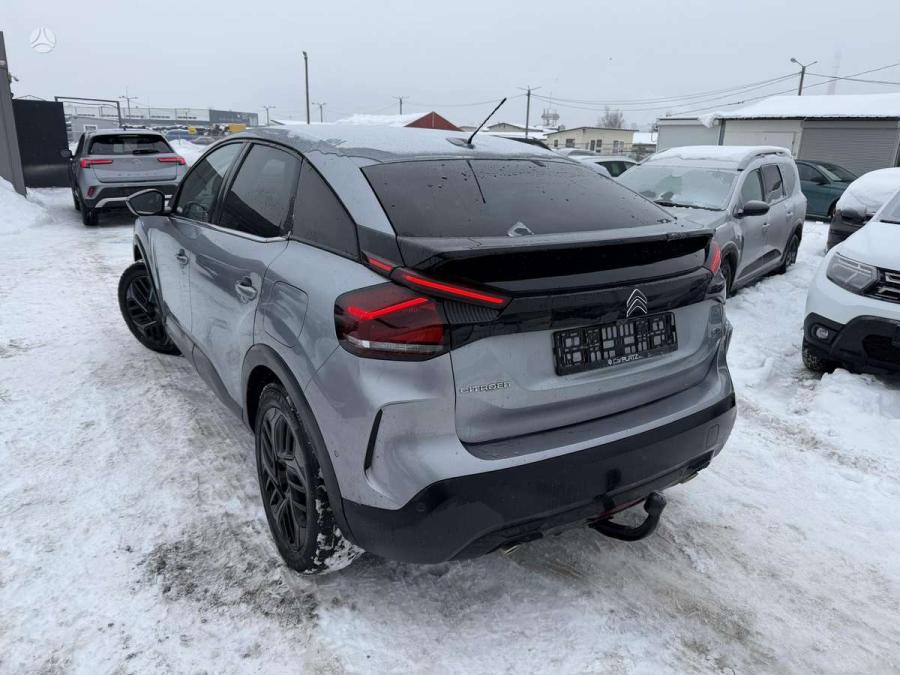 Grey Citroen C4 2021 in Vilnius, with an engine capacity of 1.20 L and mileage of 192 thousand km for 12050 €, photo 3 on AUTOMOTO.COM.LV
