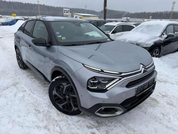 Pelēks Citroen C4 2021 Viļņa, ar dzinēja tilpumu 1.20 L un nobraukumu 192 tūkst. km par 12050 €, foto 4 vietnē AUTOMOTO.COM.LV