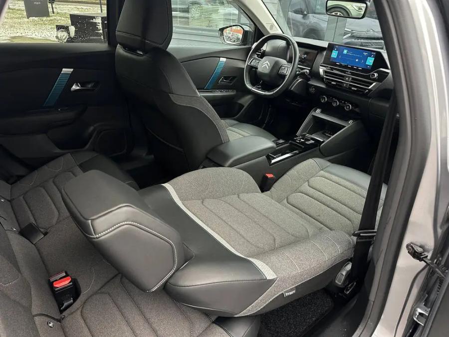 Grey Citroen C4 2021 in Jelgava, with an engine capacity of 0.10 L and mileage of 30 thousand km for 20950 €, photo 8 on AUTOMOTO.COM.LV
