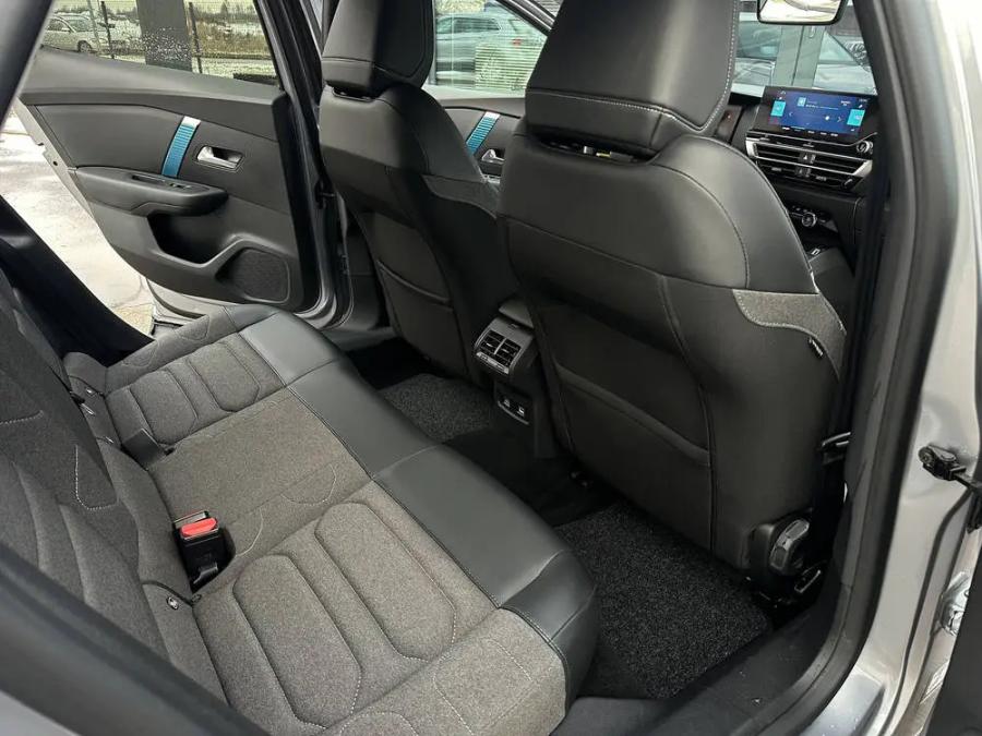 Grey Citroen C4 2021 in Jelgava, with an engine capacity of 0.10 L and mileage of 30 thousand km for 20950 €, photo 9 on AUTOMOTO.COM.LV