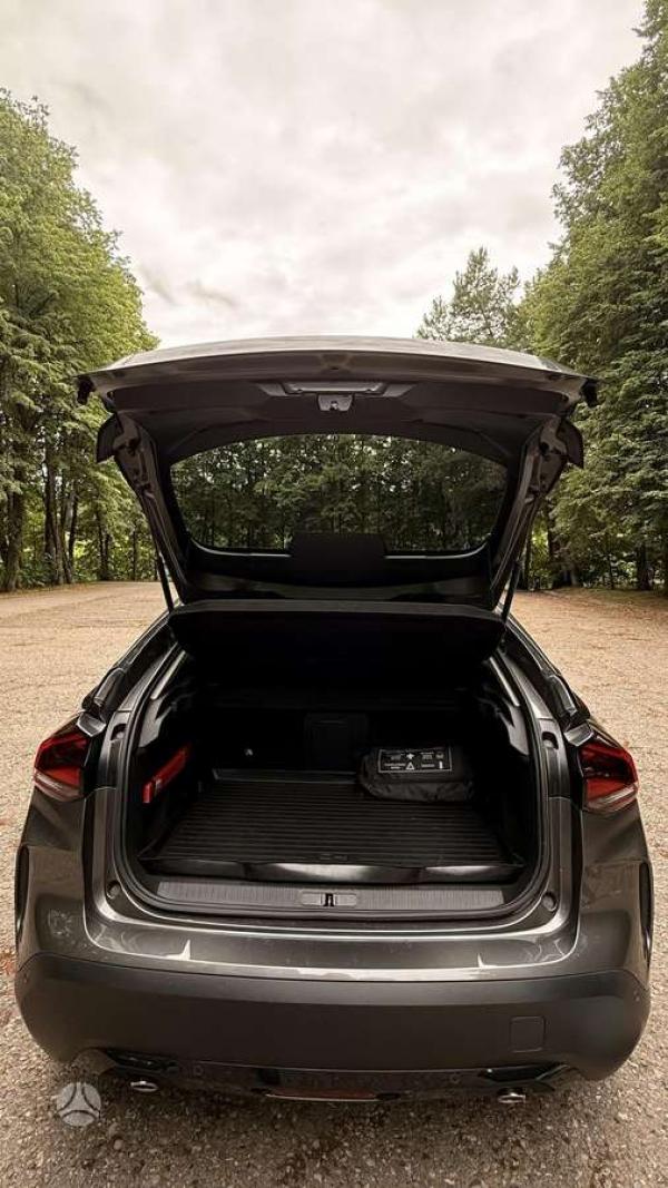 Grey Citroen C4 2021 in Kaunas, with an engine capacity of 1.20 L and mileage of 59 thousand km for 15900 €, photo 9 on AUTOMOTO.COM.LV